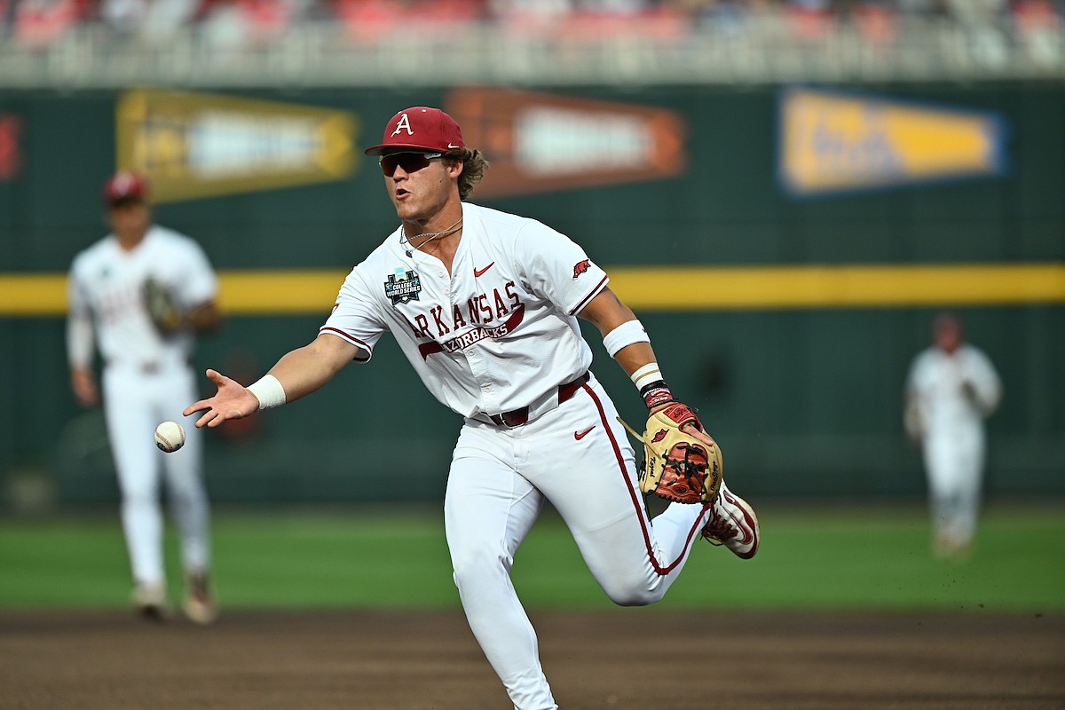Arkansas loses 4-1 to LSU at College World Series | The Arkansas ...