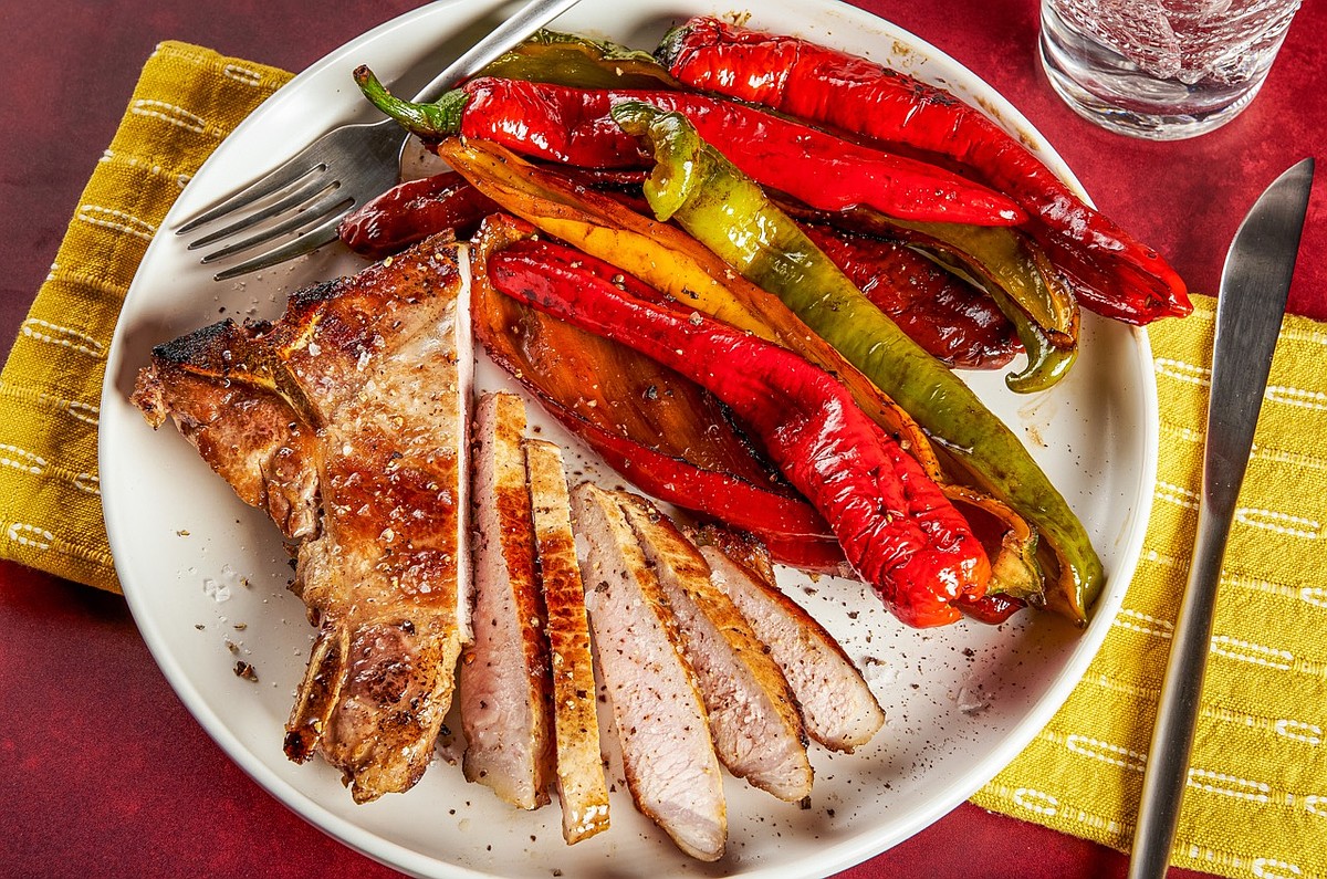 COOKING FOR TWO: Jimmy Nardello pepper sweetens pork chop dish ...