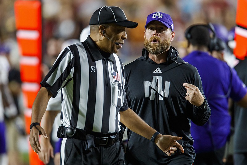 Arkansas football adds 2026 game with North Alabama, cancels previously ...