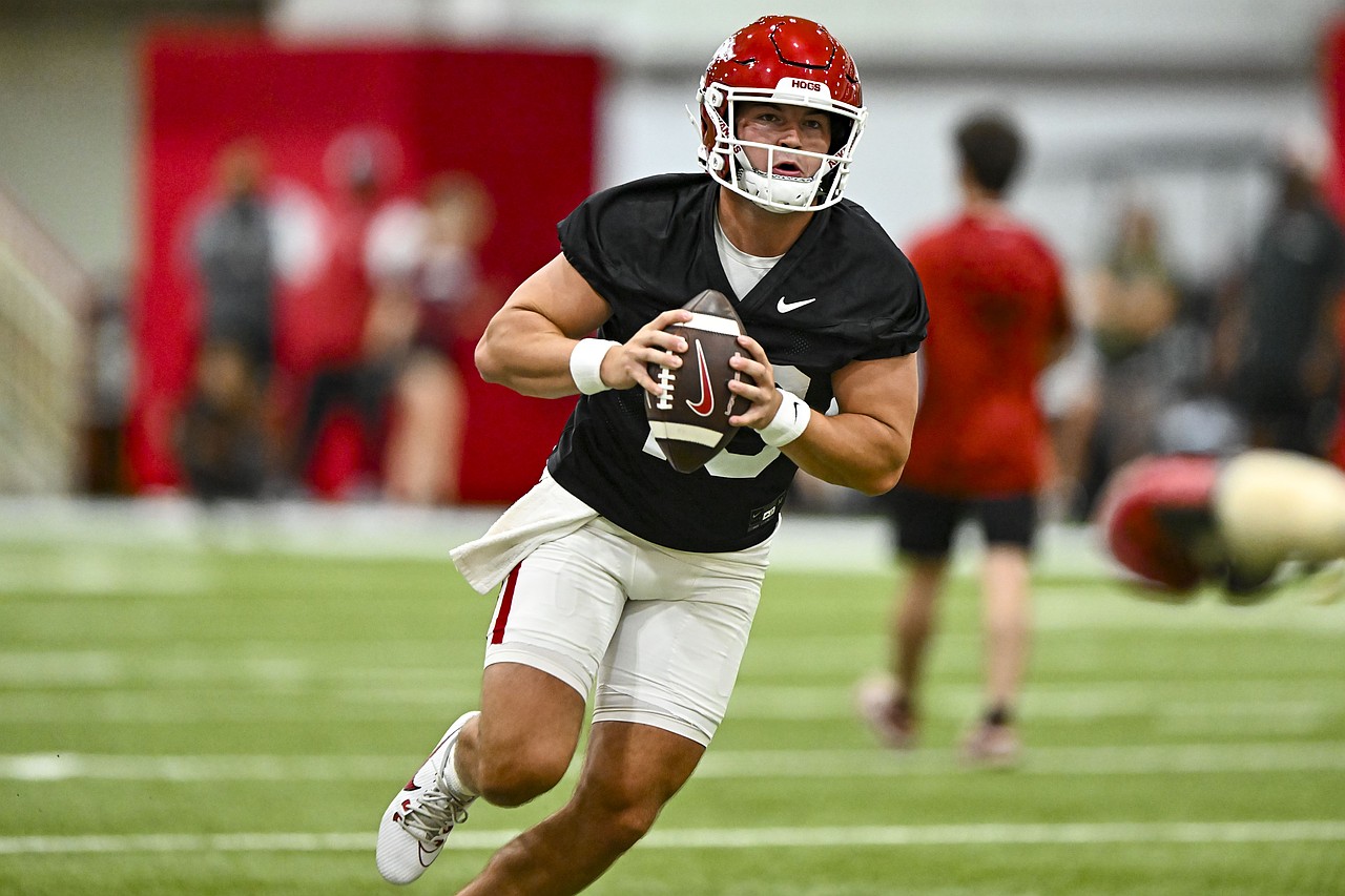 Arkansas football: Reserve QB Trever Jackson to enter transfer portal ...