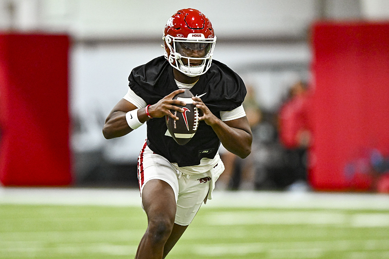 Arkansas football camp observations: KJ Jackson earning trust as backup ...