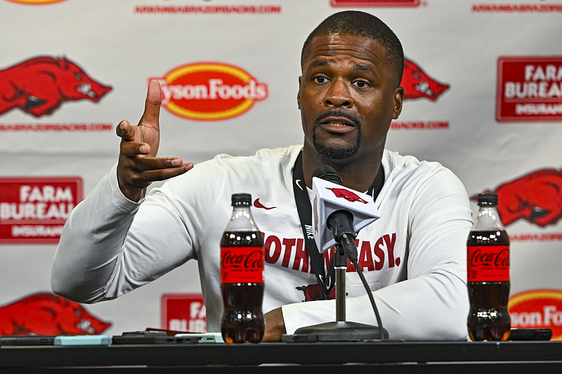 VIDEOS: Travis Williams, Stephen Dix, Bradley Shaw talk Arkansas ...