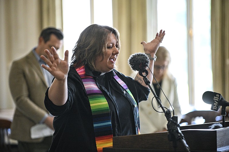 Faith leaders call on Arkansas governor to reverse course on nitrogen ...