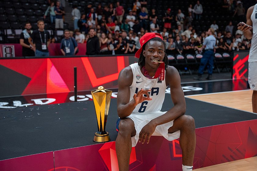 Arkansas basketball to host 5-star small forward Caleb Holt | Northwest ...