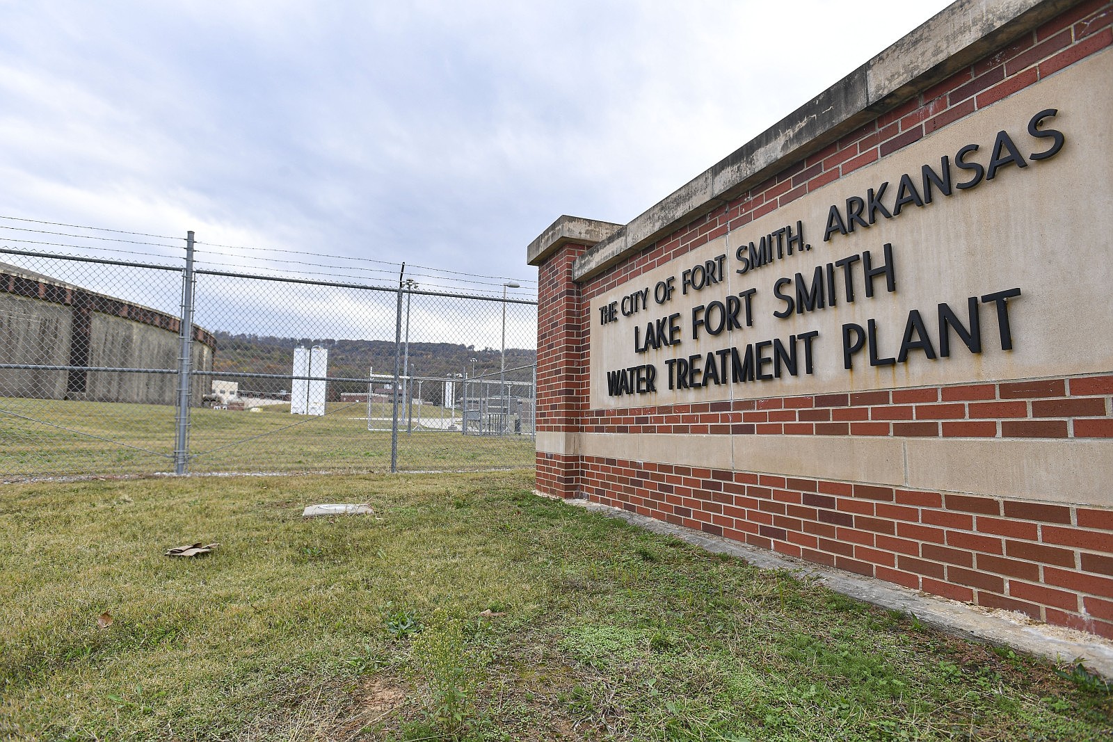 Fort Smith faces up to $585 million in water projects costs, official ...