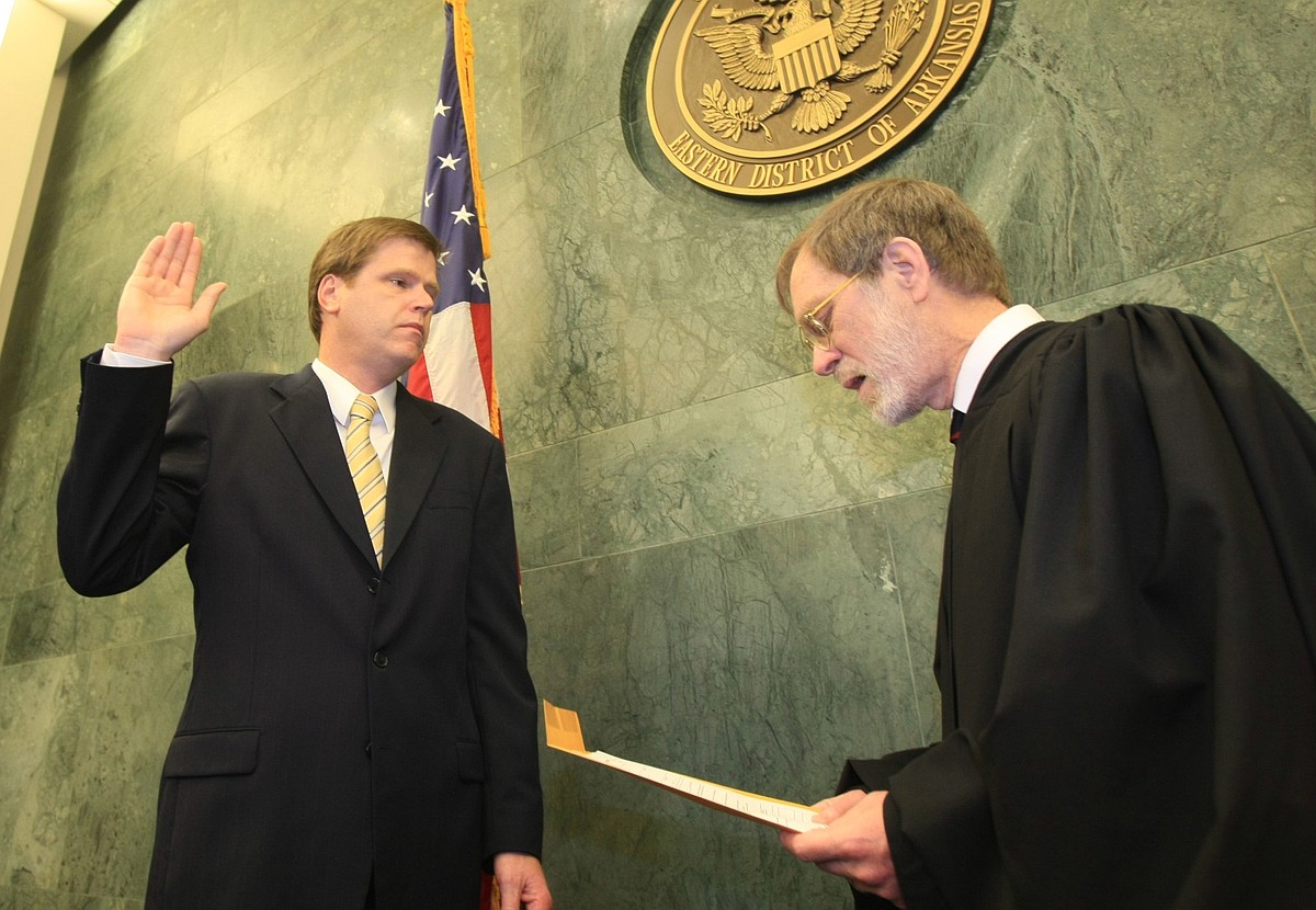 Federal probation officers work to serve judges’ needs, offer aid to ...