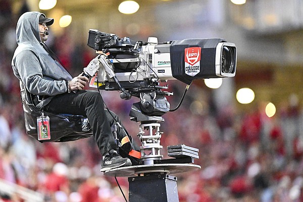 TV talk: Arkansas football gets morning kickoff vs. Memphis, announce ...
