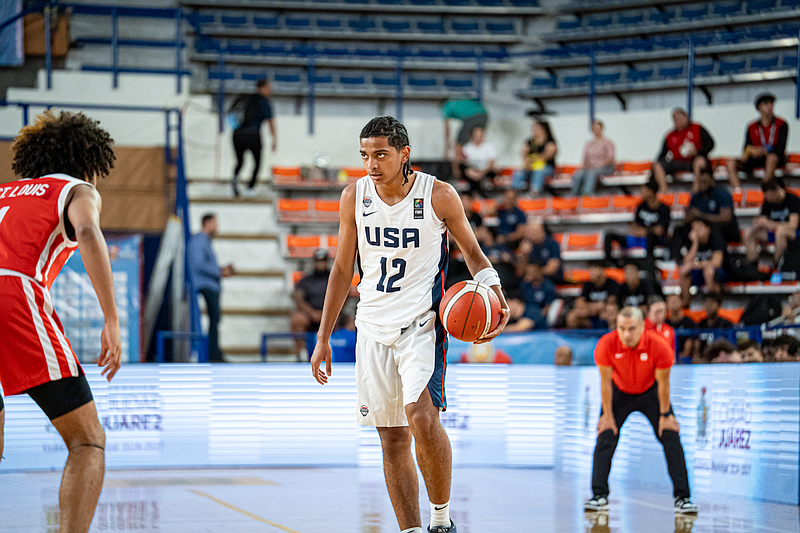 Arkansas basketball offers '27 5-star Beckham Black, brother of Anthony ...