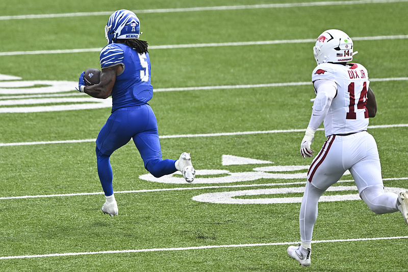 4 takeaways from Arkansas football's 32-31 loss at Memphis | Whole Hog ...