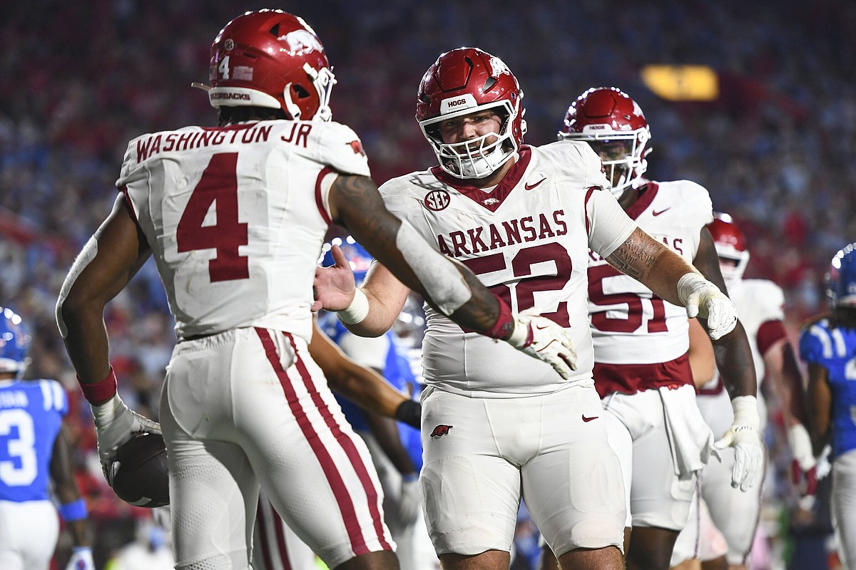 Arkansas Razorbacks not moved by big brand of Notre Dame | The Arkansas ...