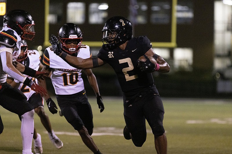 UNDER THE RADAR: '26 Joe T. Robinson RB/S Kevin 'Deuce' Williams ...