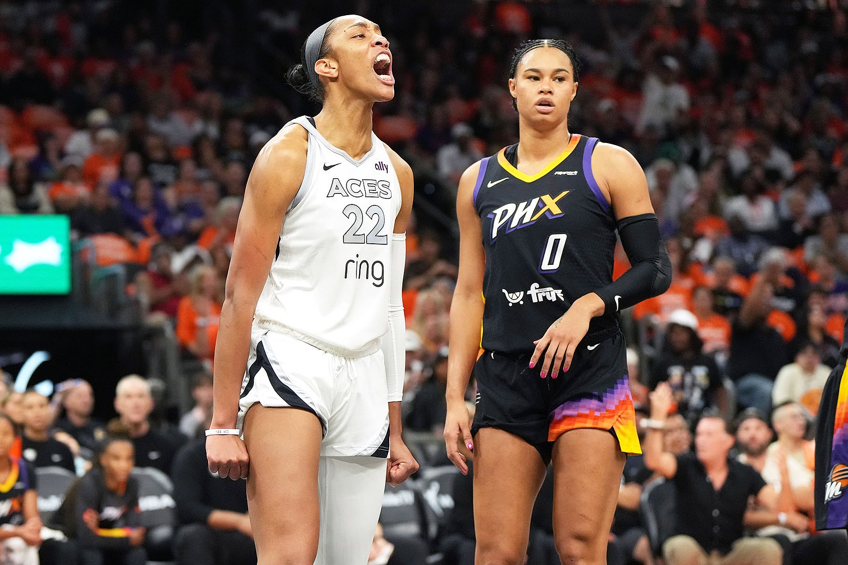 Wilson hits last-second jumper to lift Aces past Mercury 90-88 for 3-0 ...