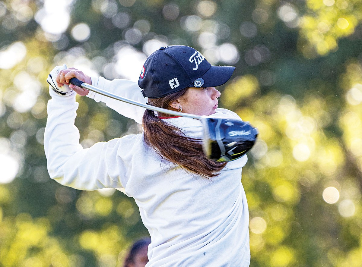 Jefferson City sweeps girls golf district tournament honors | Jefferson ...
