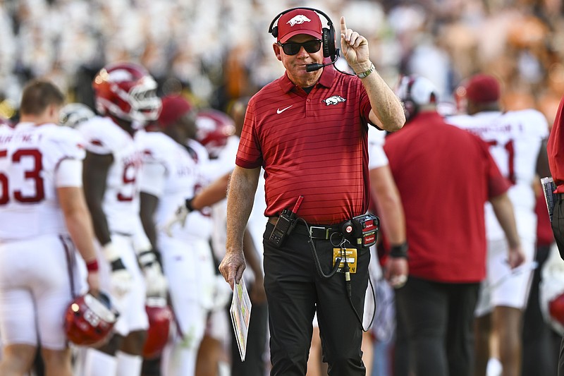 Arkansas football notebook: Old Aggie coordinators will match wits at ...