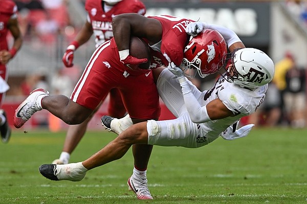 Arkansas football at Texas initial availability report: RB Braylen ...