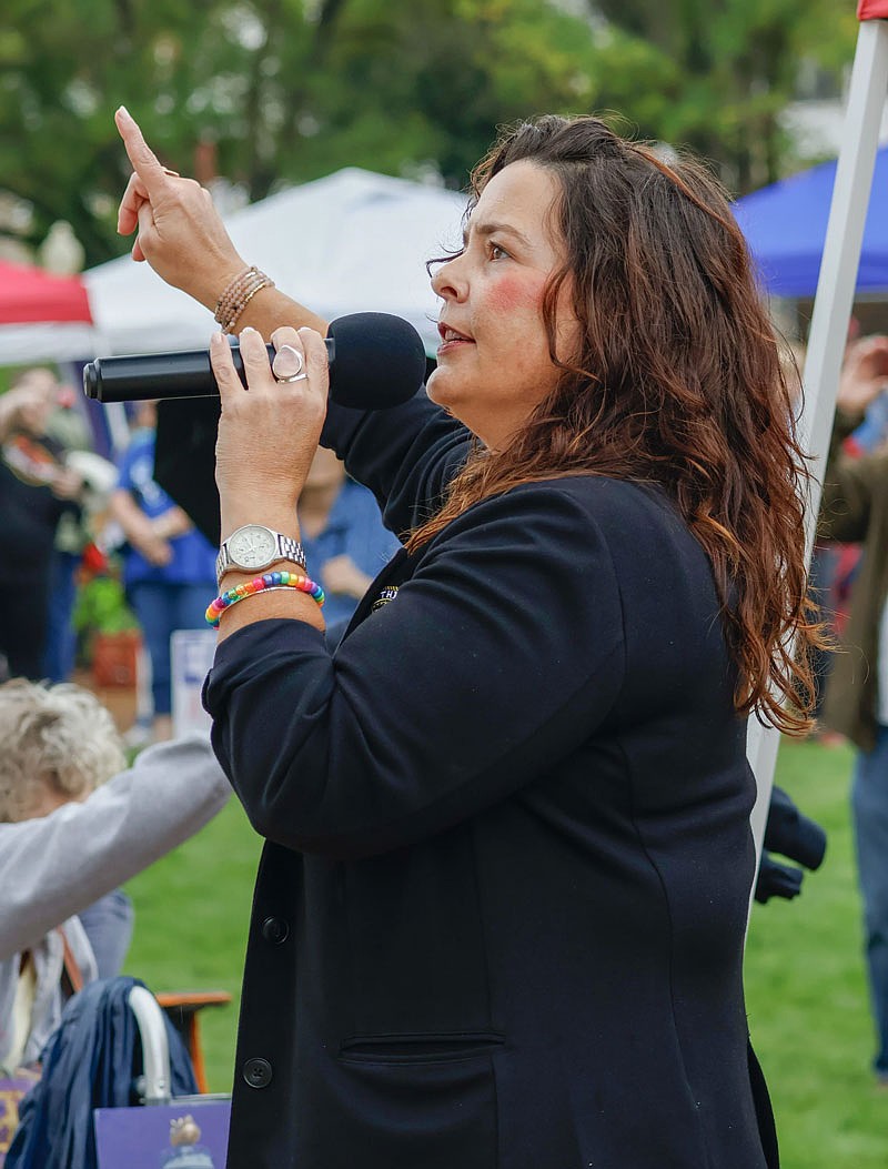 'No Kings' protesters turn out in Jefferson City | Jefferson City News ...