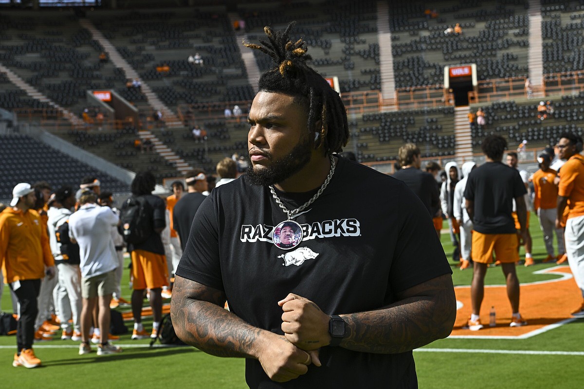 Raorback report: Arkansas defensive lineman list as ‘out’ for Saturday ...