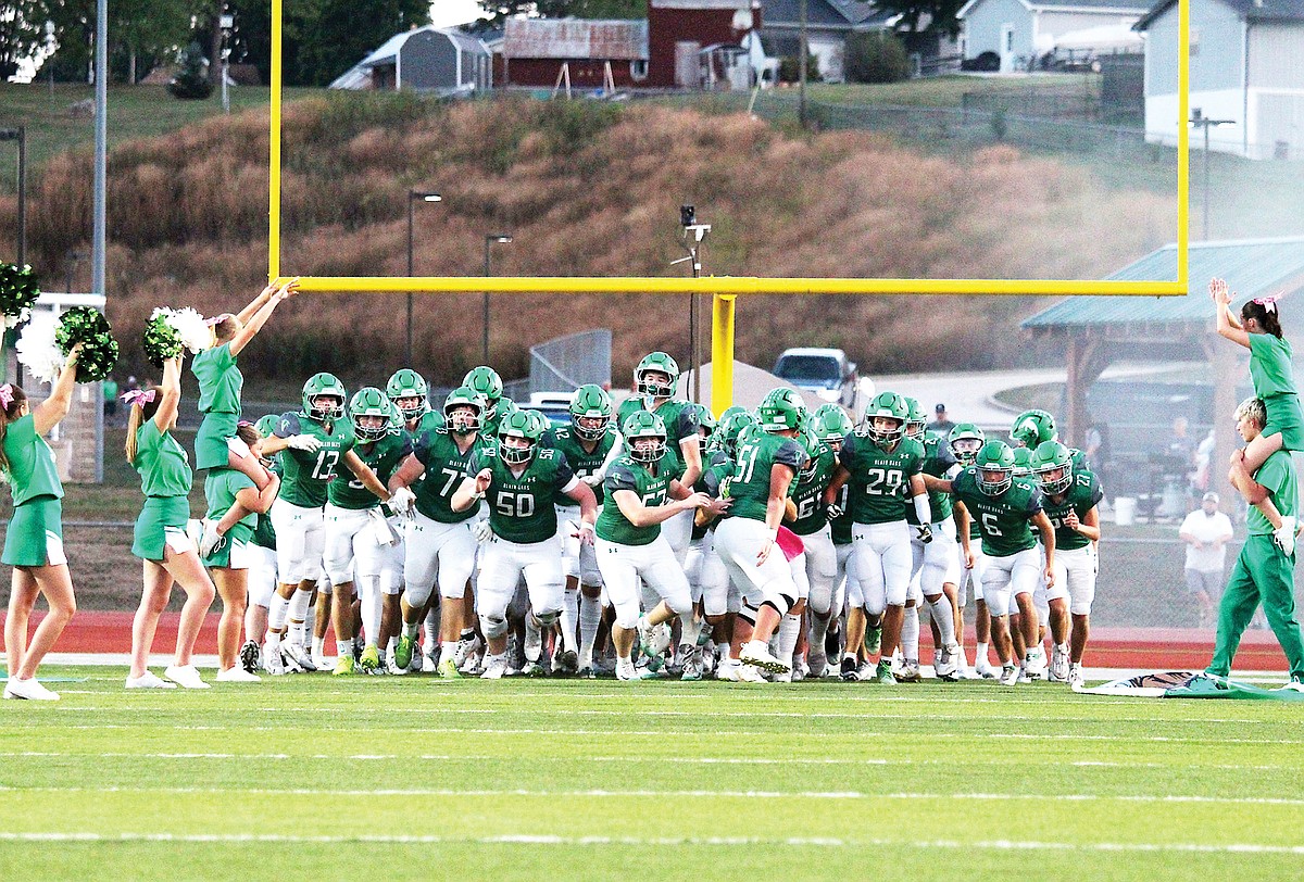 Seniors lead Blair Oaks football to fourth straight Tri-County ...