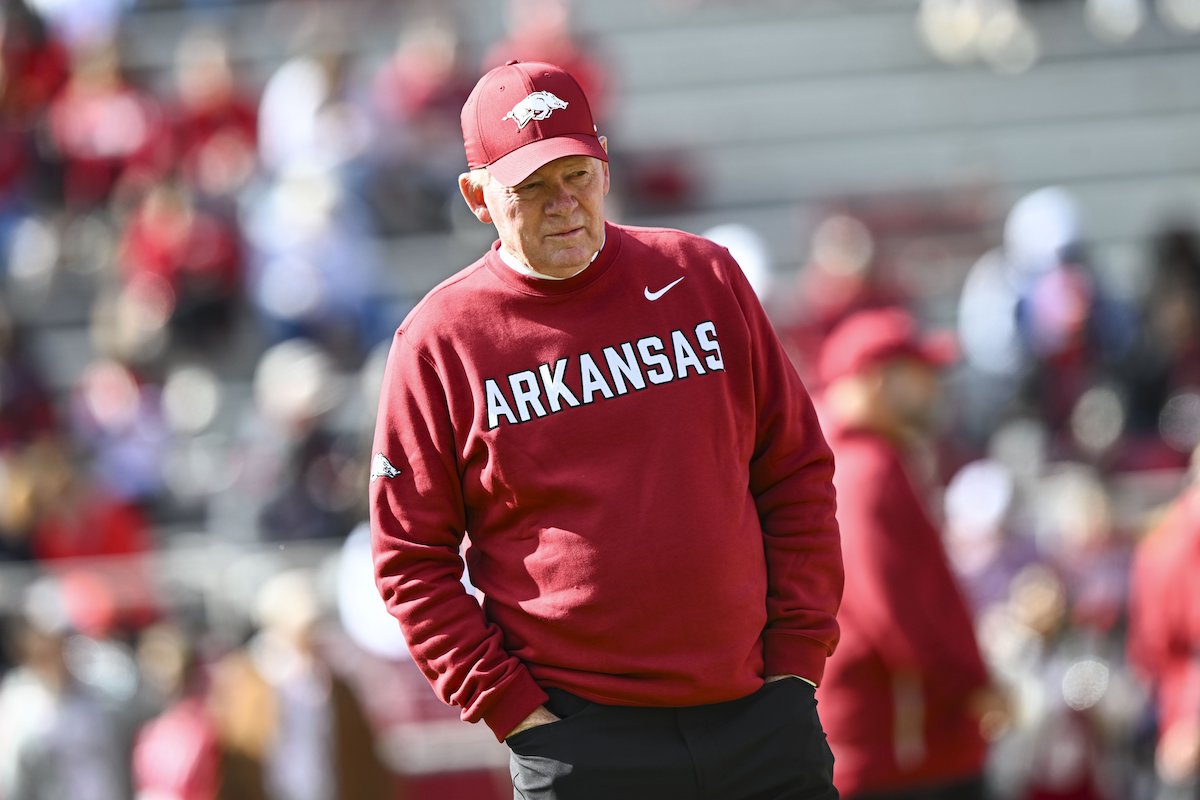 Bobby Petrino thanks fans for 'second chance' to coach Arkansas football | Whole Hog Sports