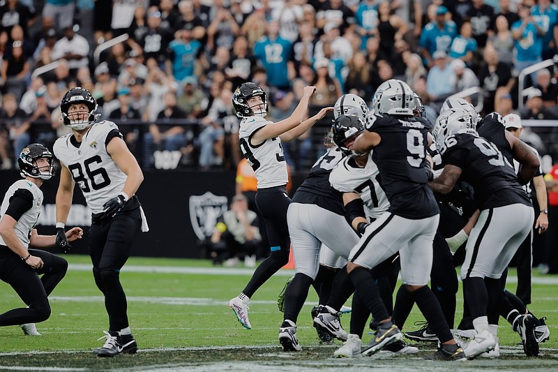 Former Arkansas football kicker Cam Little breaks NFL's longest field ...
