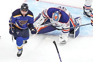 Dvorsky scores first NHL goal as Blues top Oilers 3-2 | Jefferson City ...