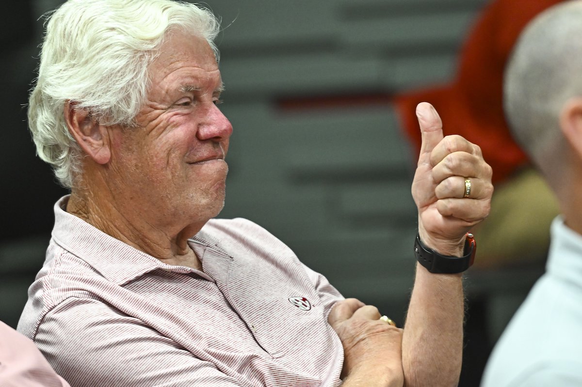 Doug Case will replace retiring Arkansas men's track coach Chris ...