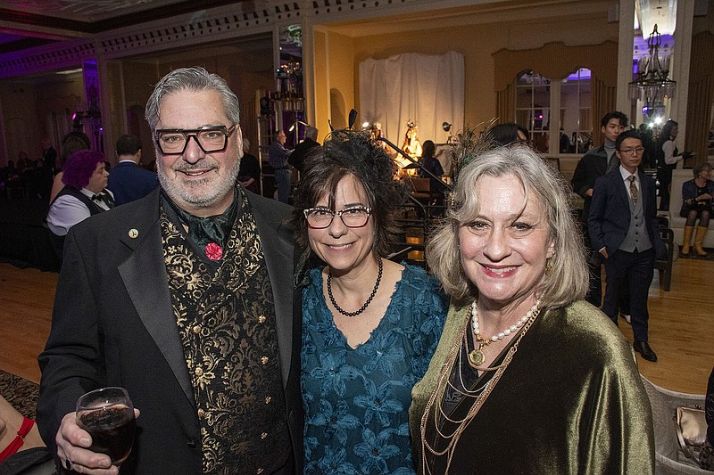 BALLROOM BACCHANALIA: Hot Springs gala enlivened by music, dance ...