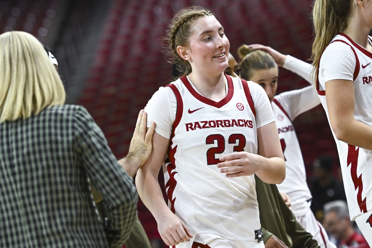 Arkansas women's basketball's Emily Robinson gets deserved moment in ...
