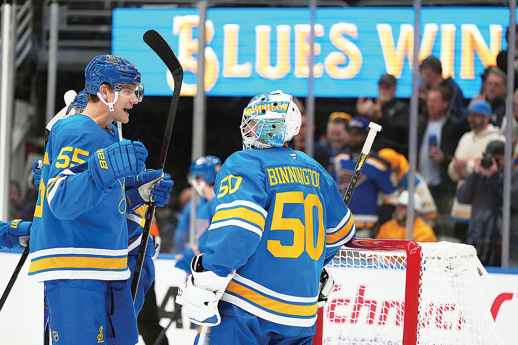 Walker, Binnington lead Blues to 3-2 win against Flames | Fulton Sun