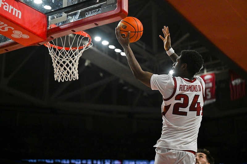 Arkansas basketball outlasts Samford for hard-fought win | Whole Hog Sports