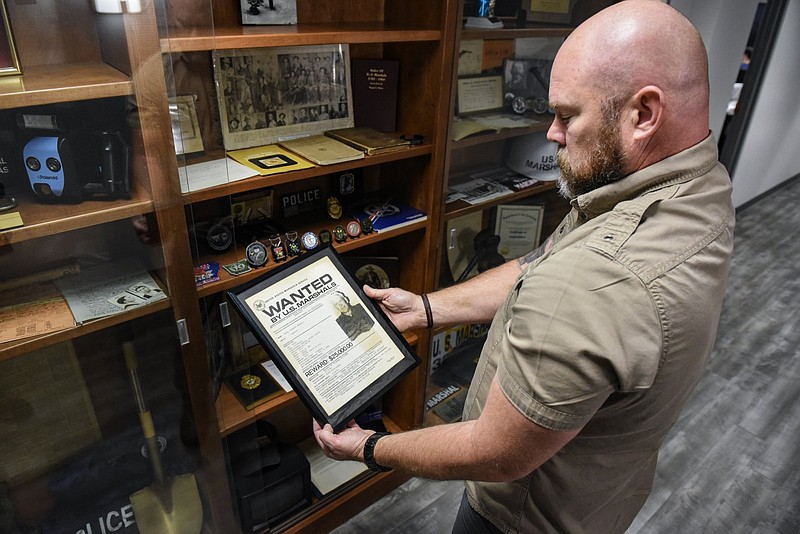 Deputy U.S. marshal spotlights service’s history with Little Rock ...