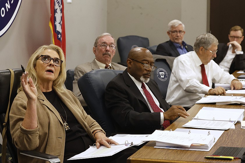 Arkansas Board of Corrections enacts policy to hold inmates in other ...