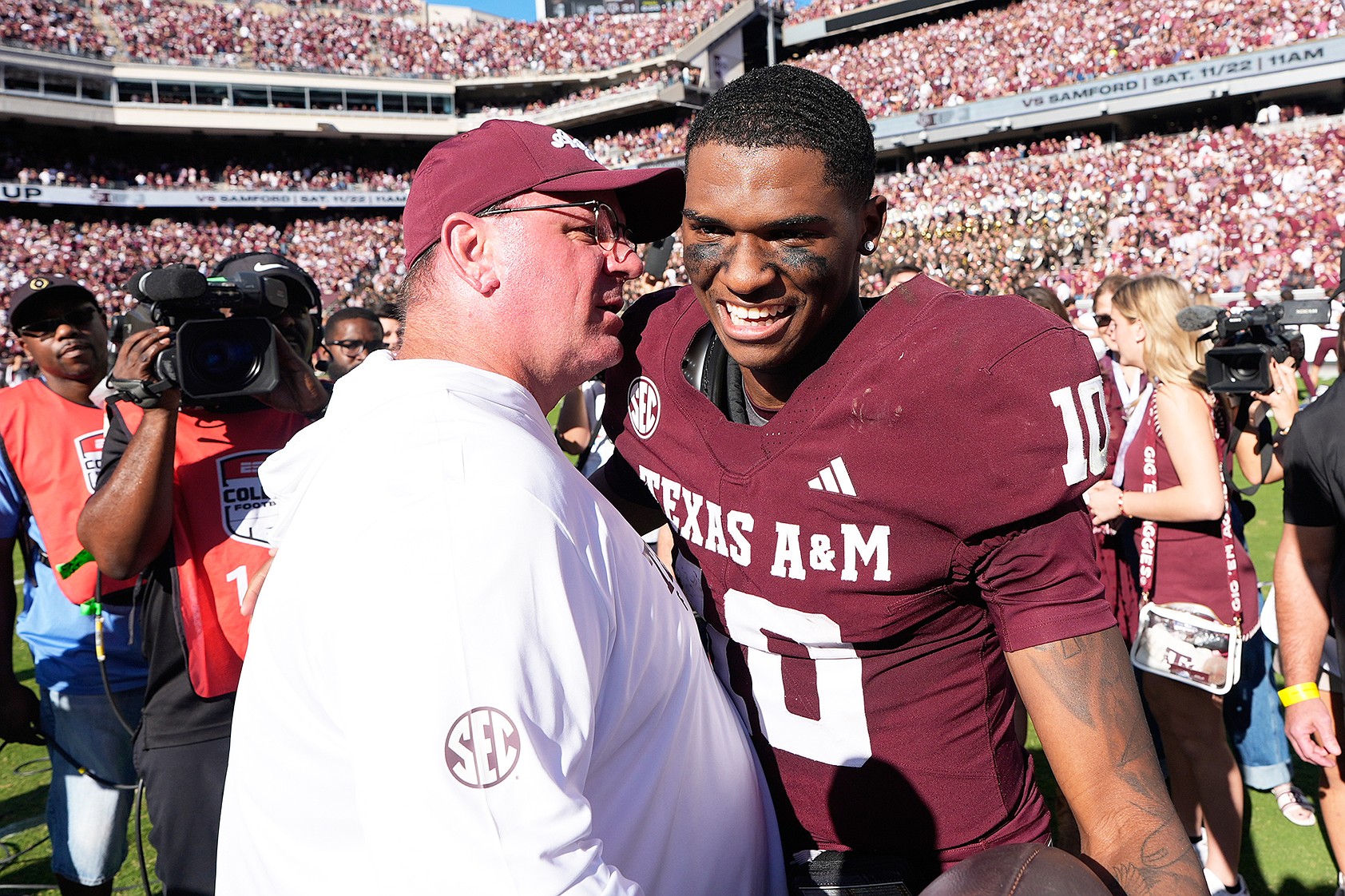 Texas A&M on verge of historic season with undefeated record, SEC title ...