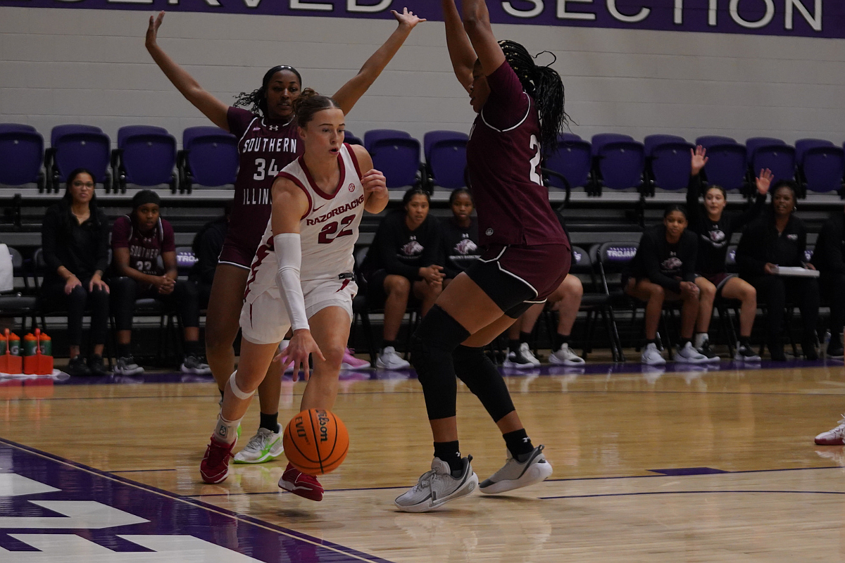 In tale of 2 halves, Arkansas women's basketball downs Southern ...