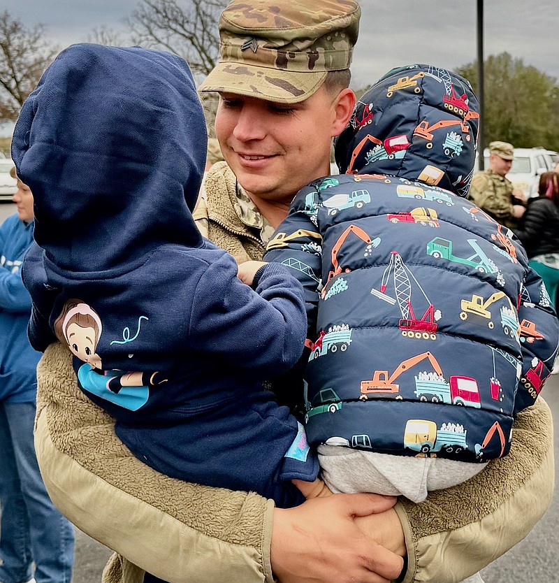 Arkansas’ 142nd Field Artillery Brigade leaves for Washington, D.C ...