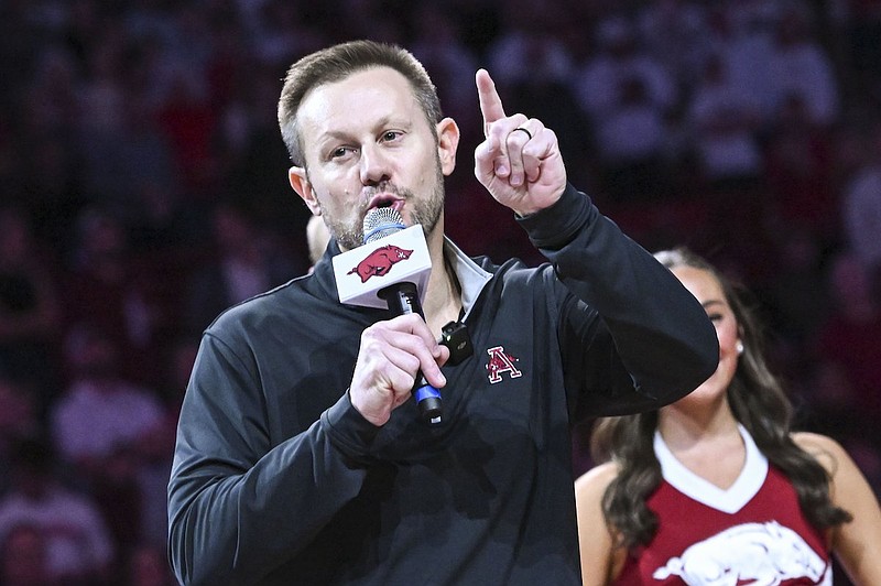 Arkansas football coach Ryan Silverfield makes first public appearance ...