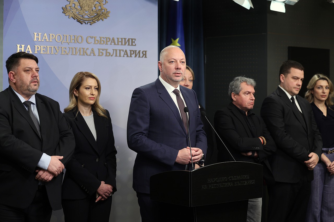 Bulgaria's government resigns after mass protests and just weeks before ...