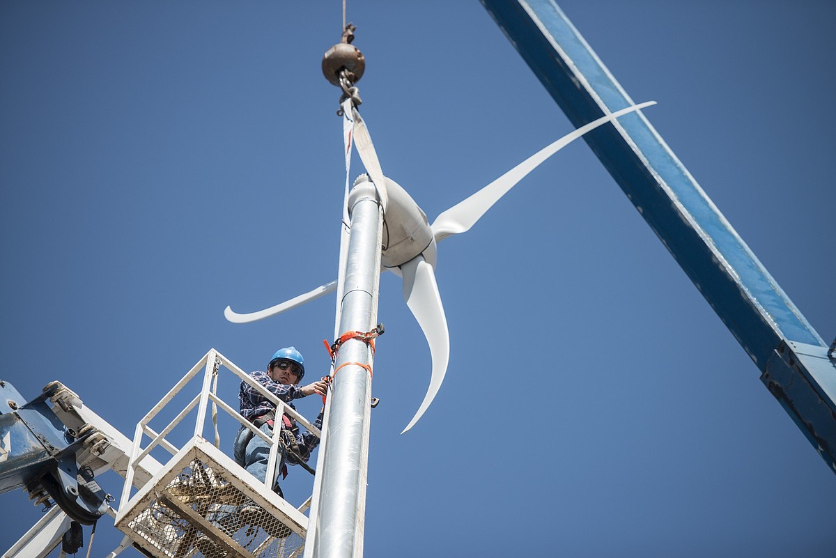 Arkansas panel, tasked with developing rules for wind farms, hears ...