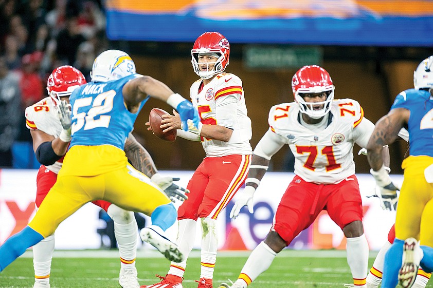 Chiefs face playoff elimination as Chargers aim for another 10-win ...