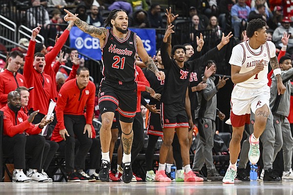 Houston wins ranked matchup over Arkansas basketball in New Jersey ...