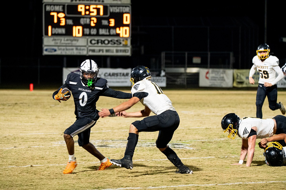 Prep Football: Smackover's Robinson produces all over field | El Dorado ...
