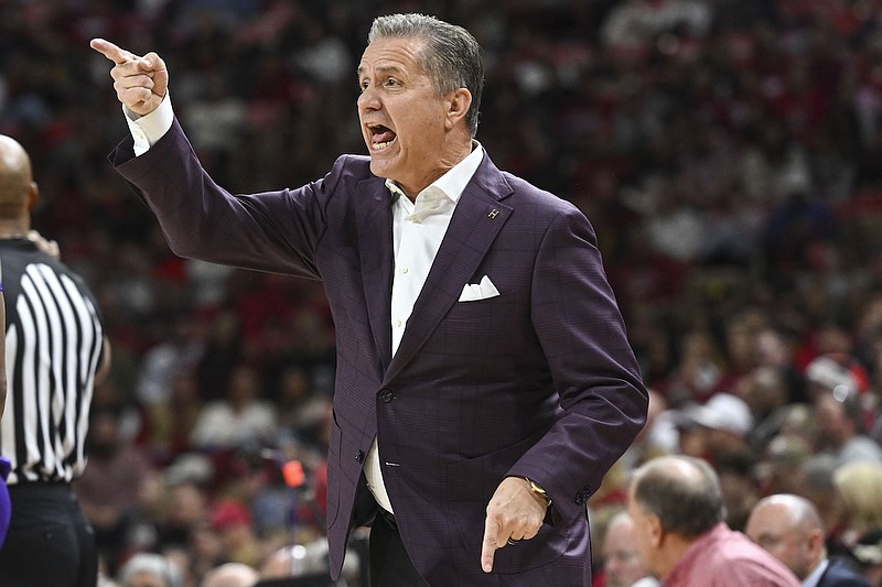 Arkansas basketball coach John Calipari, others sound off on lack of ...