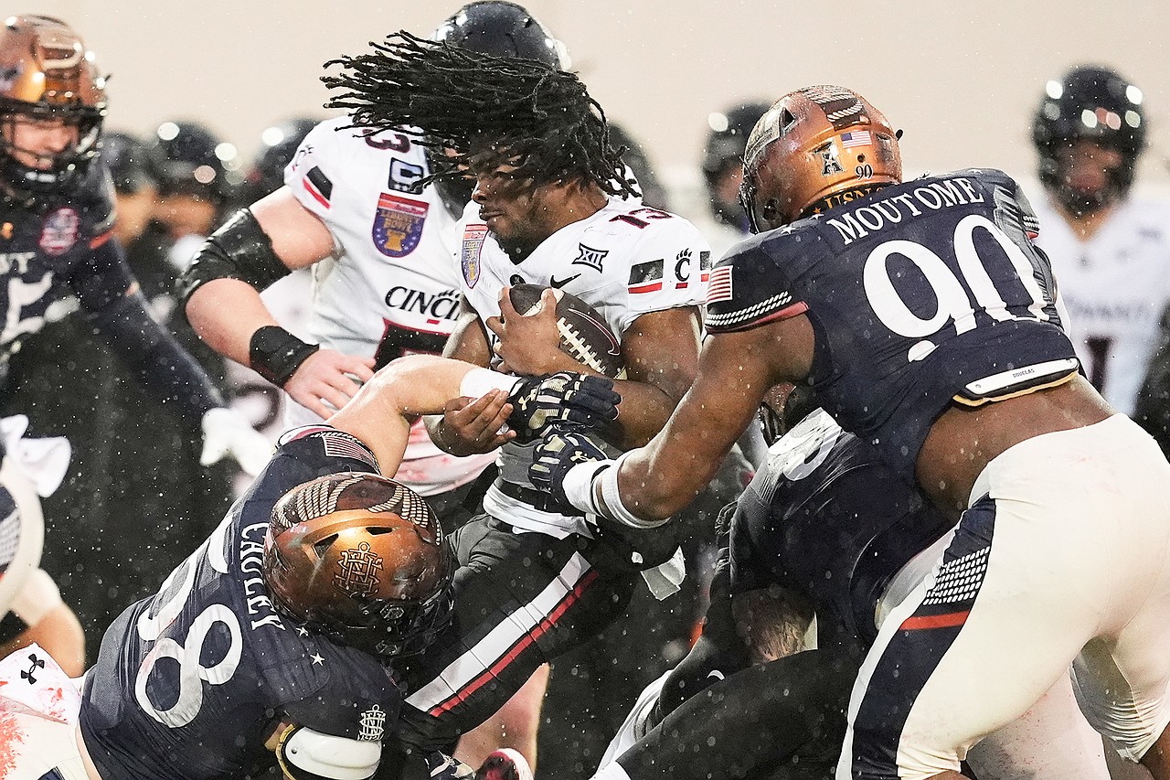 Bowl Capsules: Horvath leads No. 22 Navy past Cincinnati in Liberty ...