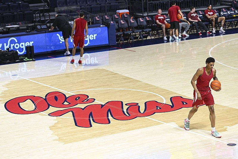 LIVE SCORE UPDATES & ANALYSIS: Arkansas basketball vs. Ole Miss | Whole ...