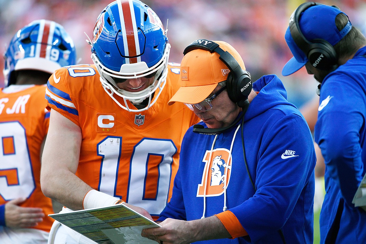 Payton speaks on Broncos’ offensive struggles during bye week for AFC's ...