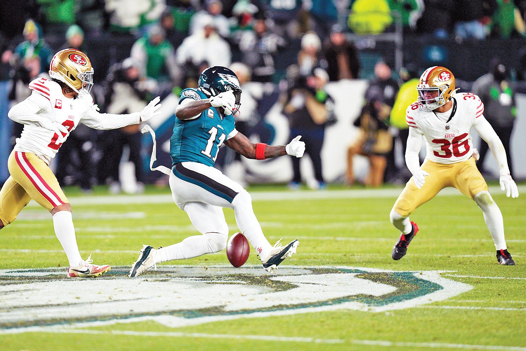 Eagles’ season-long issues apparent in loss to 49ers | Jefferson City ...