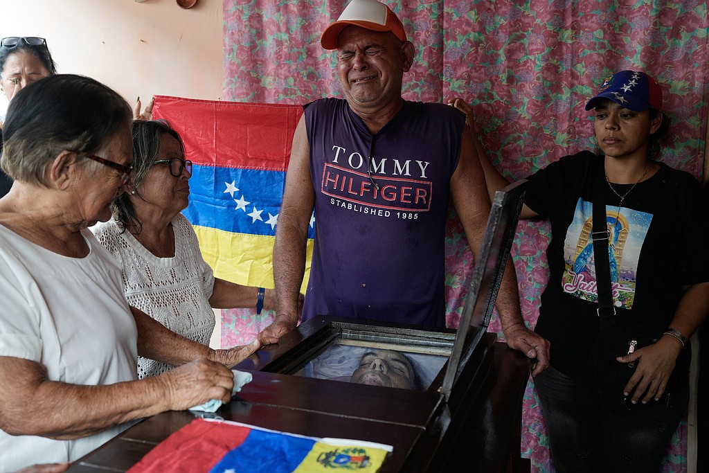 Hundreds more in Venezuela say their loved ones are 'political ...