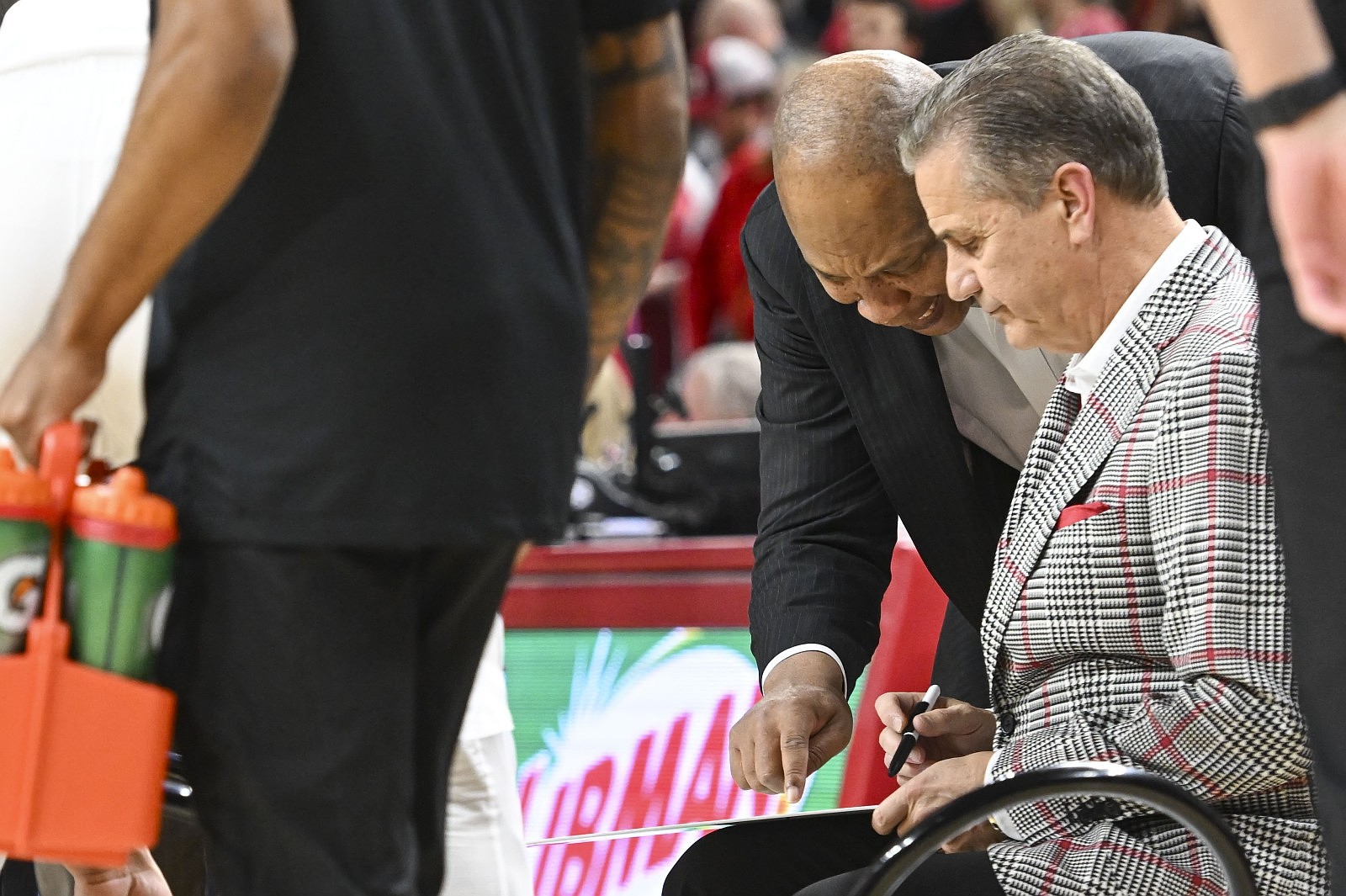 Arkansas men’s basketball: Calipari ‘messes’ with lineup again, notes ...