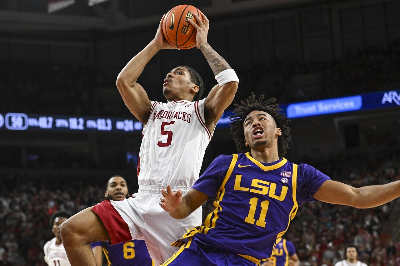 Arkansas men’s basketball: Hogs hold off LSU Tigers; Acuff erupts in ...