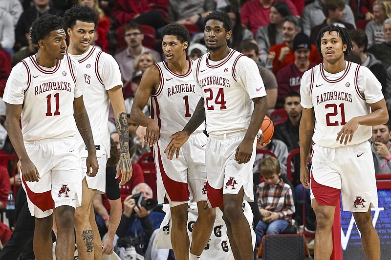 Arkansas basketball looking to build consistency with road game at ...